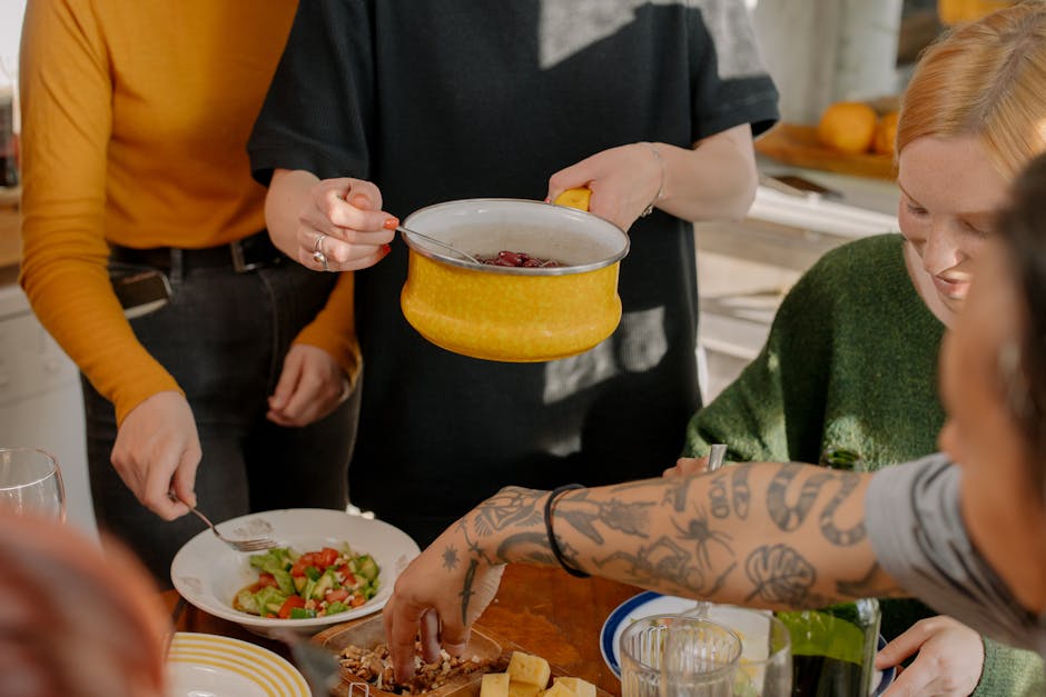 Savoring Simplicity: A 2026 Guide to One-Pot Family Meals – MomsEatery